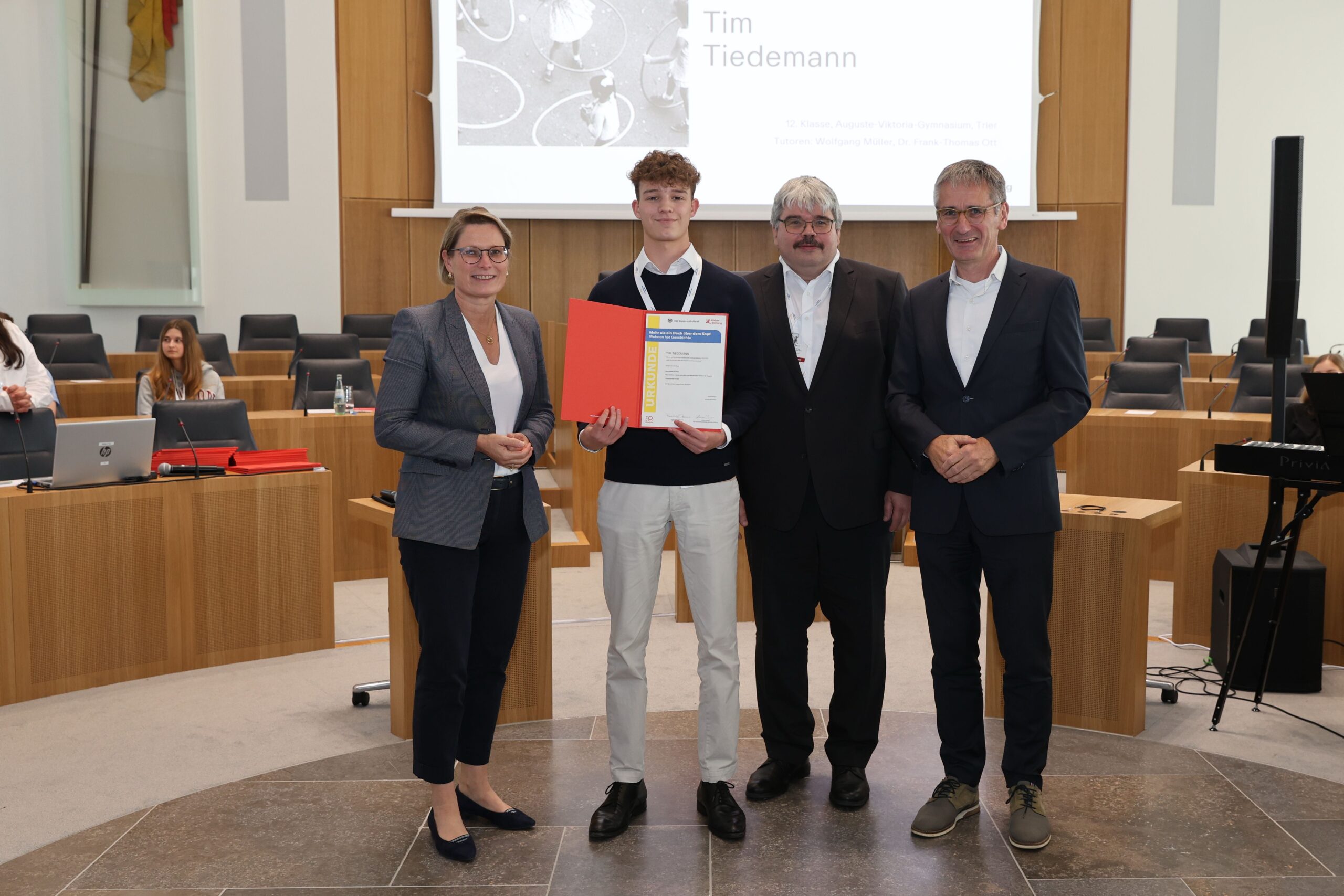 Leben und Schicksal der AVG-Schülerin Alice Goldstein zur Zeit des ...